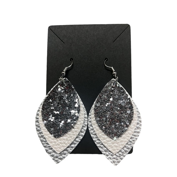 Jewelry | Nwt Layered Tear Drop Silver Sparkle Lightweight Earrings ...